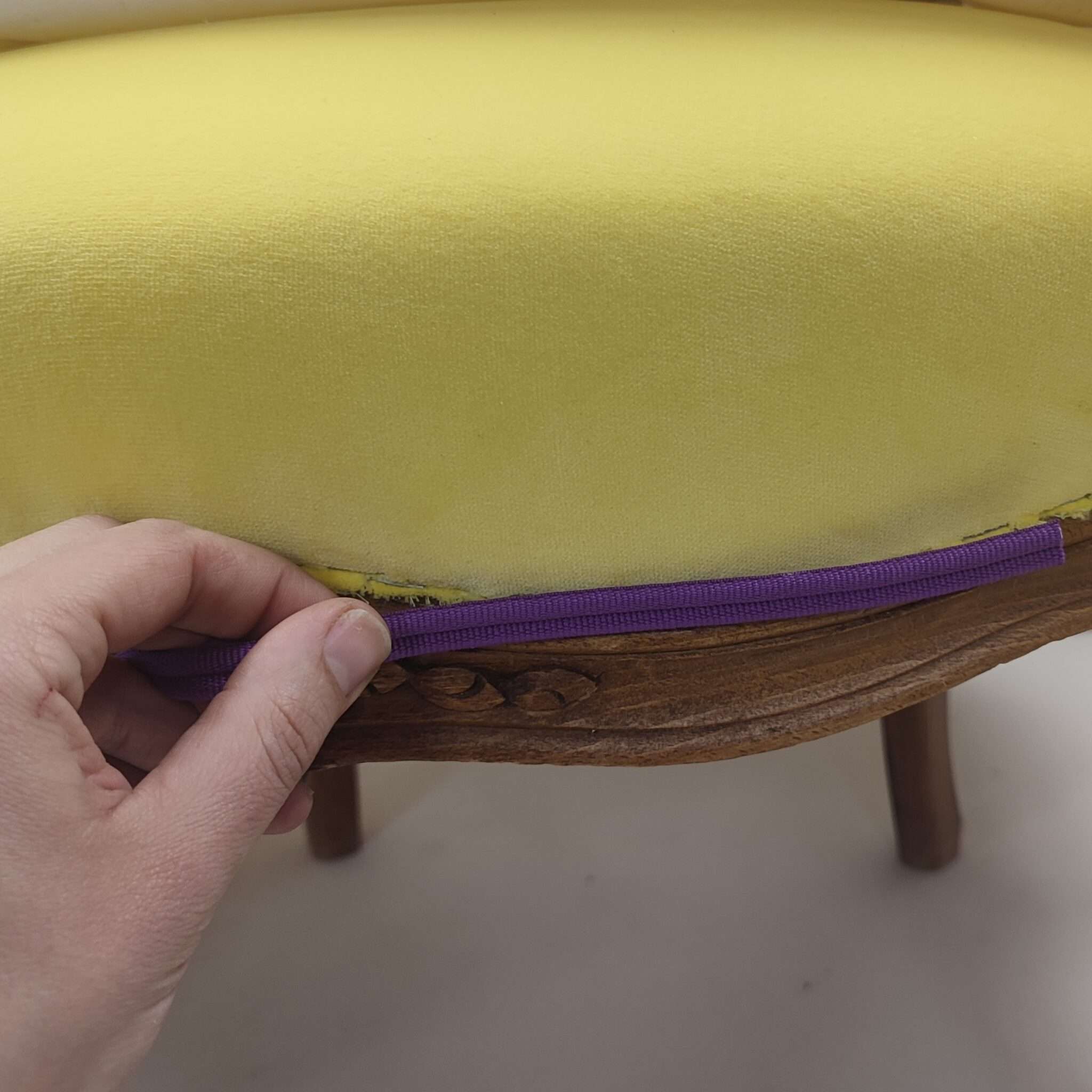 How to attach braid or double piping properly - Thegirlwithahammer.com